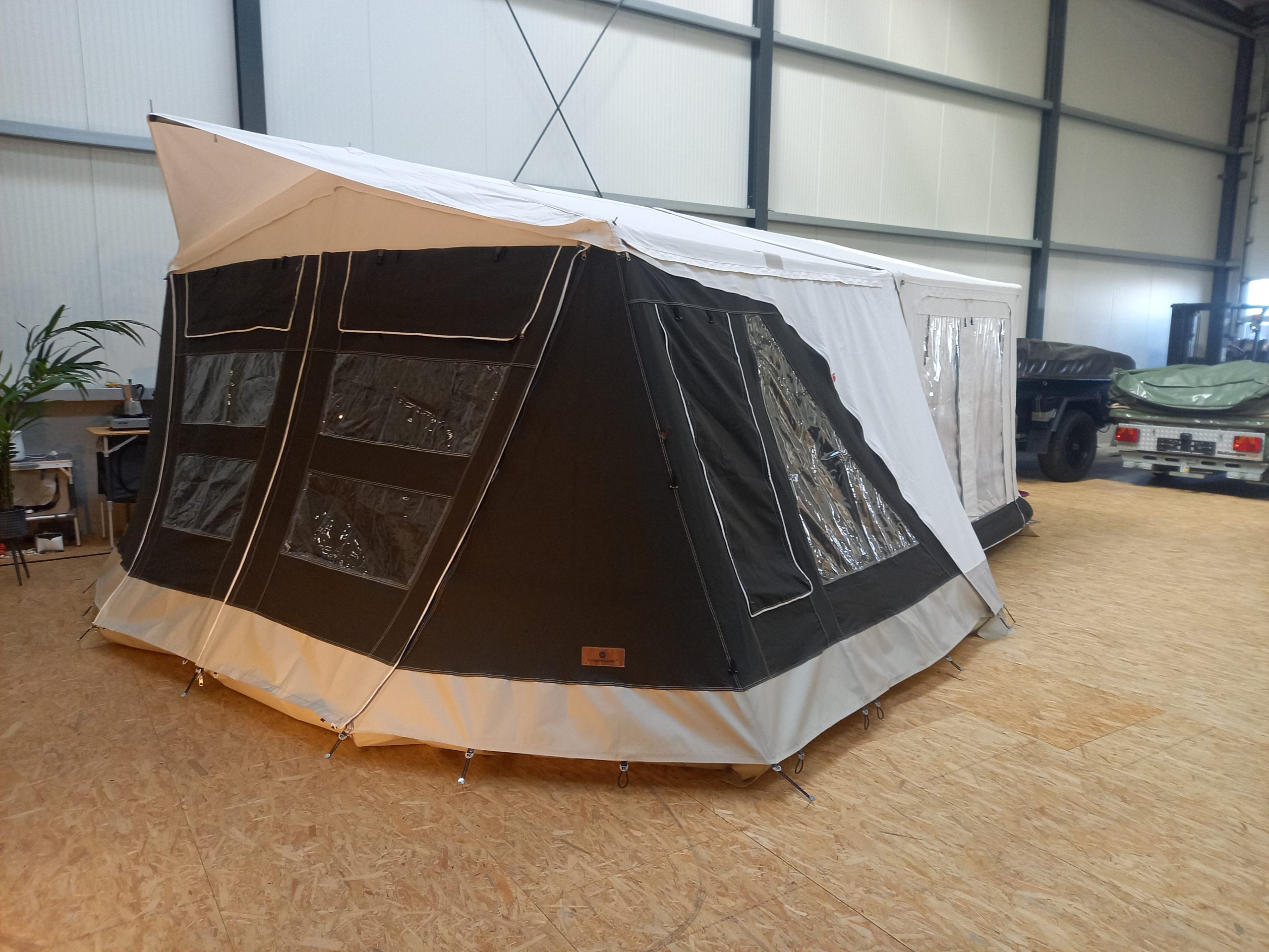 VERKOCHT: Combi-Camp Country Xclusive 2023 - Rick Trailer Tents